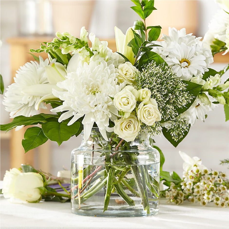 Milwaukee Florist with Same-Day Delivery | Chet & Leona's Floral Shop ...